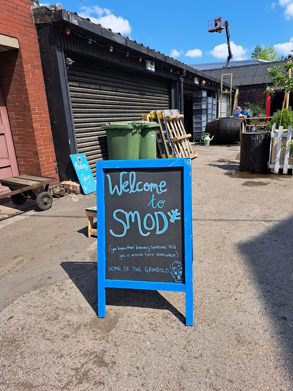 Zu Besuch bei Saint Mars of the Desert (SMOD) – Hoppy Journey